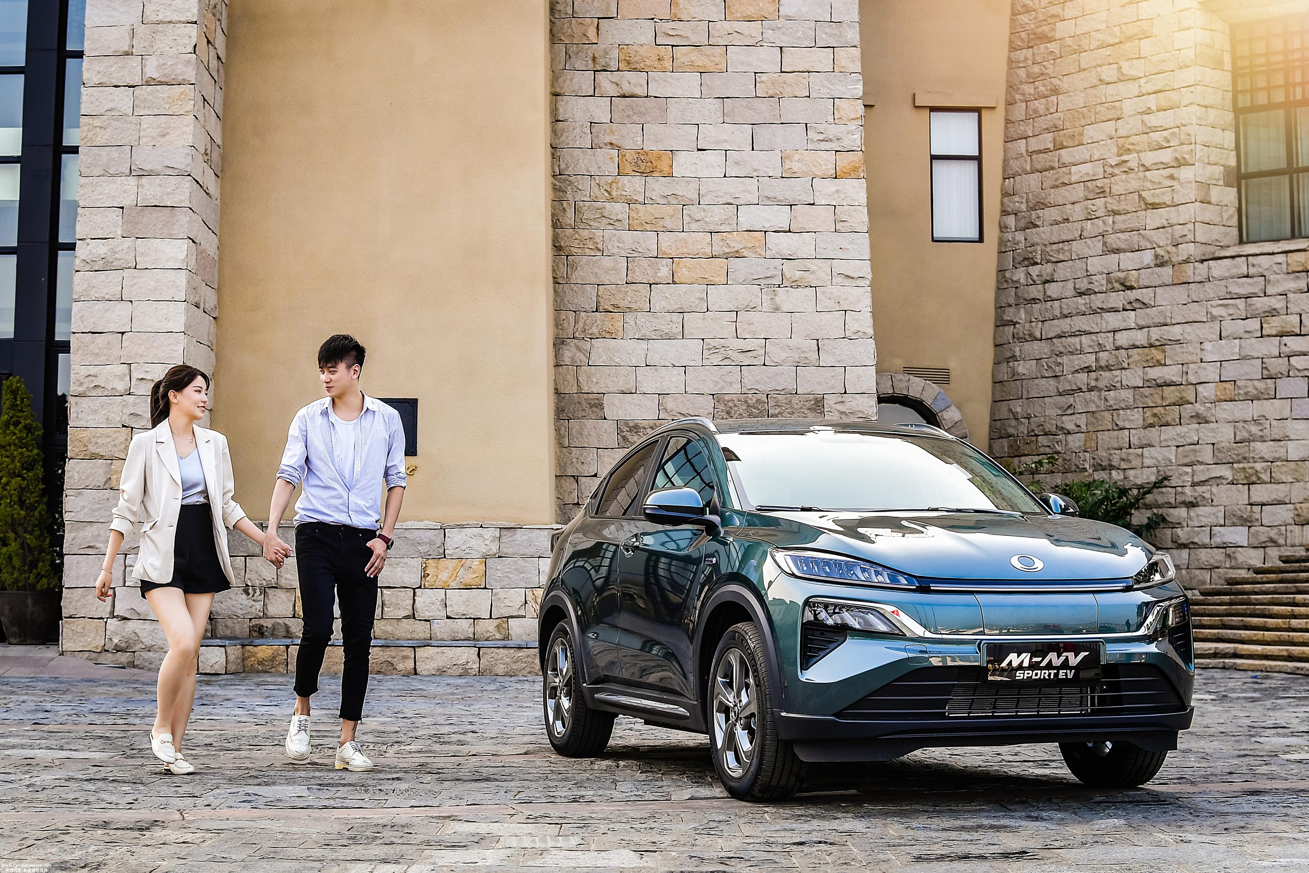 大厂品质保障 东风Honda全新M-NV即将登场-CarMeta